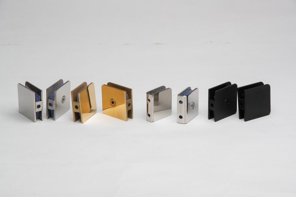 FLOOR TO GLASS SQUARE BRACKETS - Naqiyah