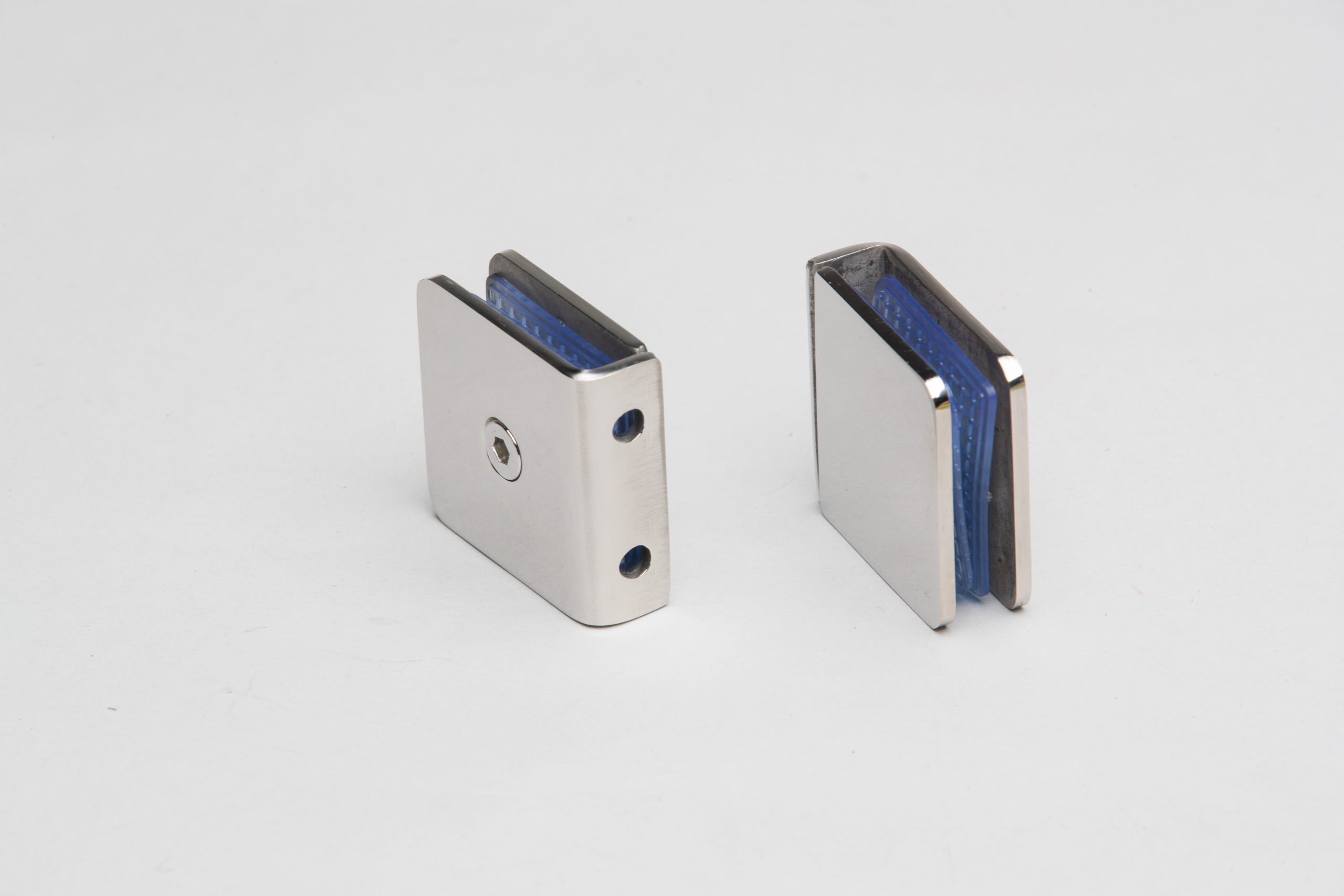 FLOOR TO GLASS SQUARE BRACKETS - Naqiyah