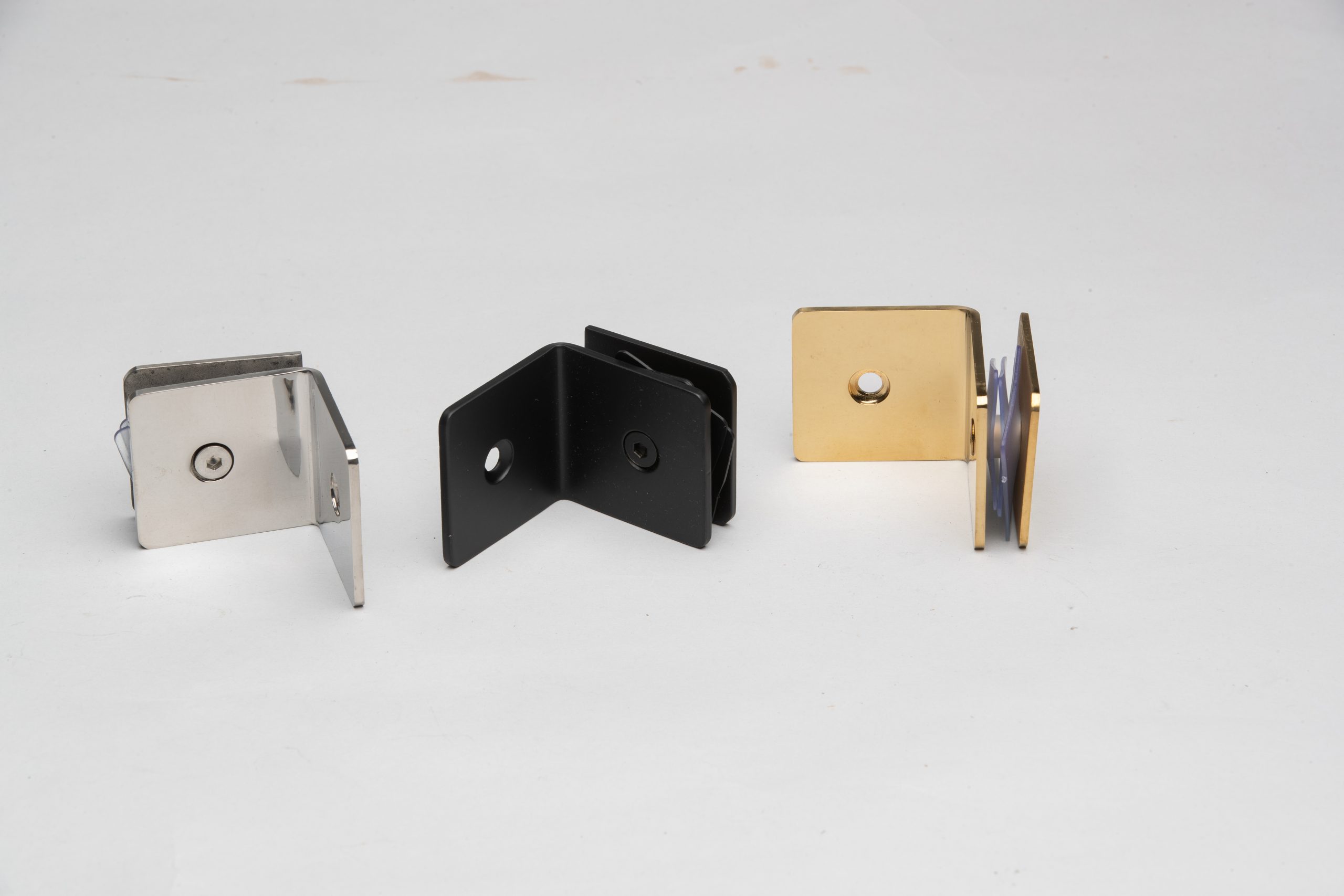 WALL TO GLASS 90 DEGREES BRACKETS - Naqiyah